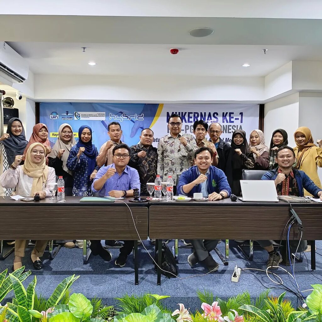 Pelaksanaan Pengembangan Akademik dan Pengabdian Masyarakat di PGMI UIN Sunan Kalijaga ...